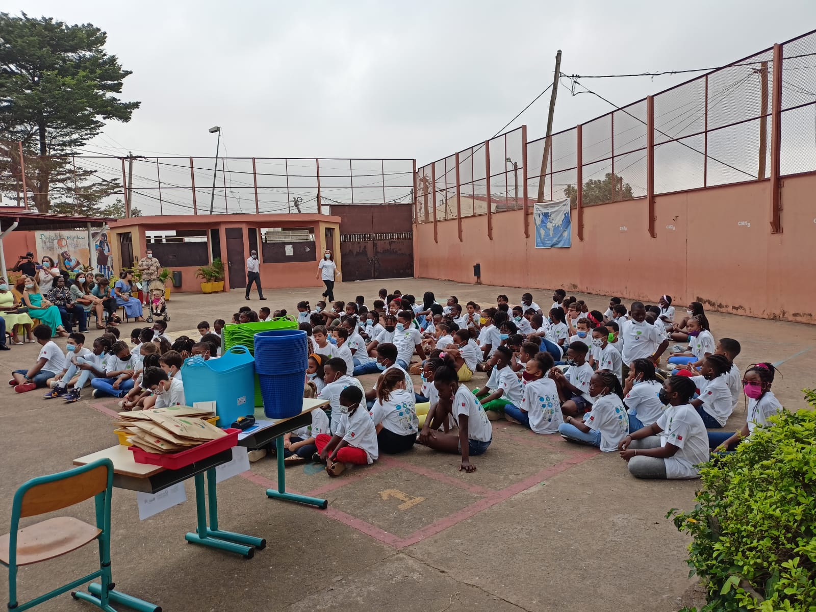 Journée Mondiale du Recyclage: la jeunesse encouragée au recyclage ...